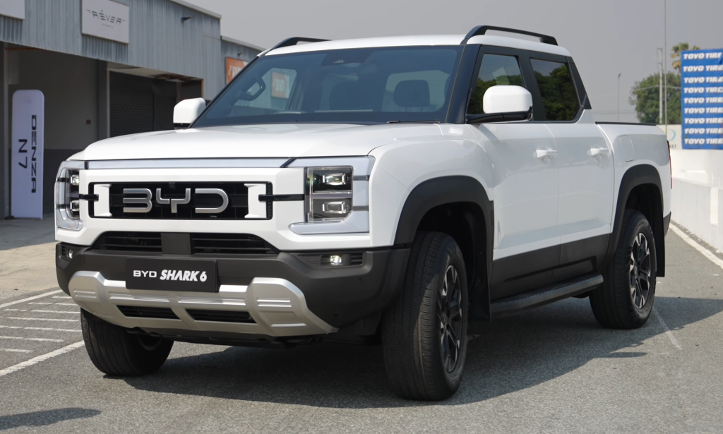 BYD Shark 6 PHEV Hybrid Pickup Launch in Pakistan 2025